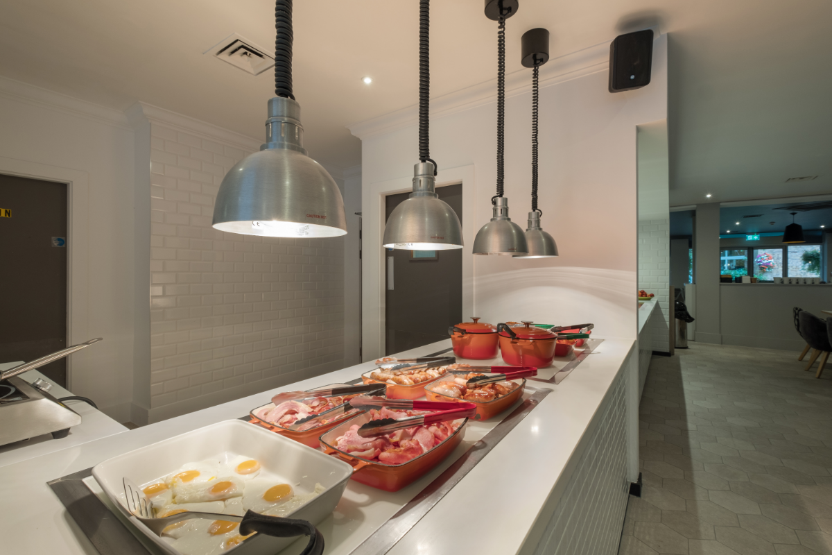 Holiday Inn Swindon Hotel | Best Price Guaranteed