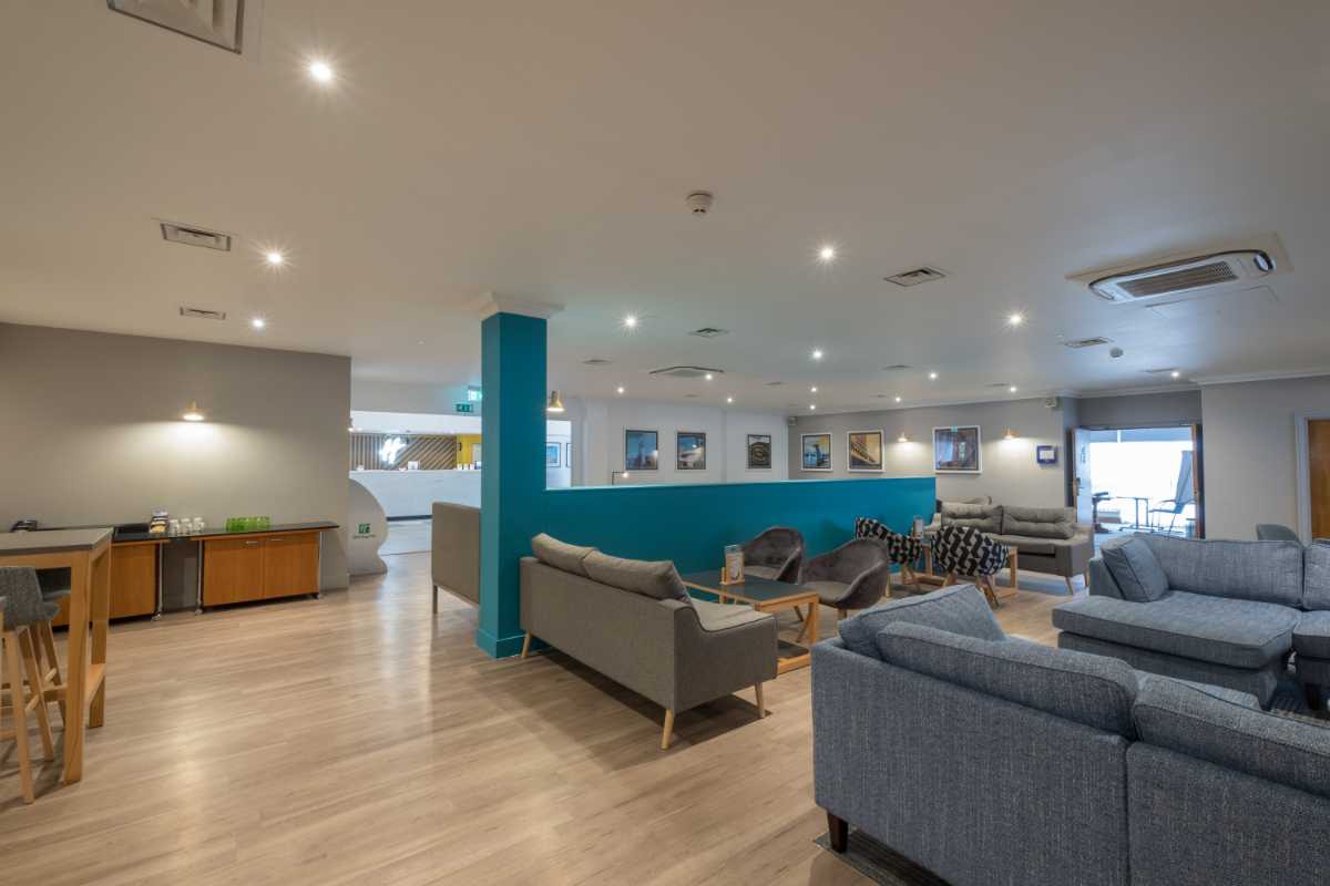 Holiday Inn Swindon Hotel | Best Price Guaranteed